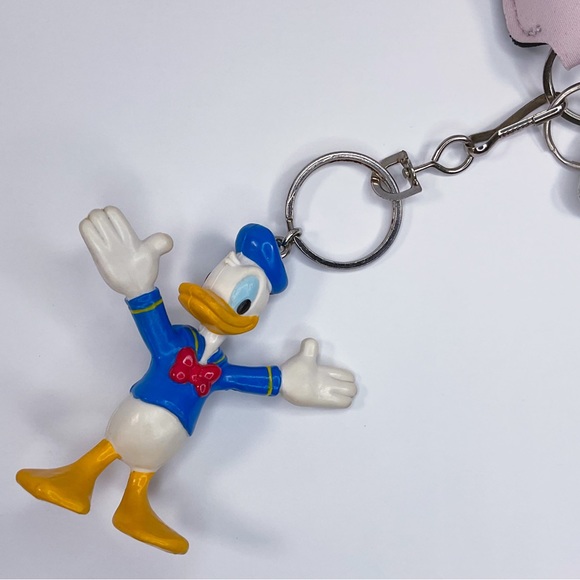 Disney | Accessories | Vintage 993 Disney Donald Duck Bendable Keychain ...